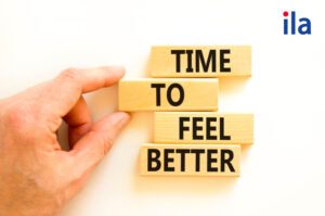 Quá khứ của feel: Cách chia feel V2, V3 và các giới từ đi kèm