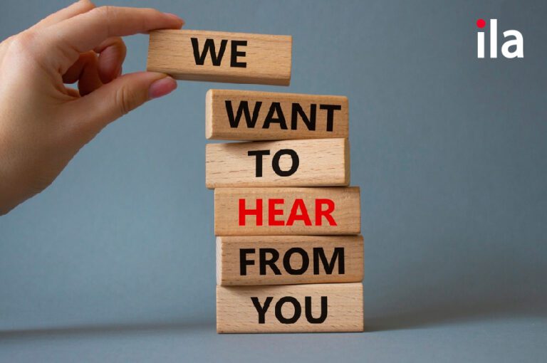 Quá khứ của hear: V2 và V3 của hear cùng các phrasal verbs - ILA Vietnam