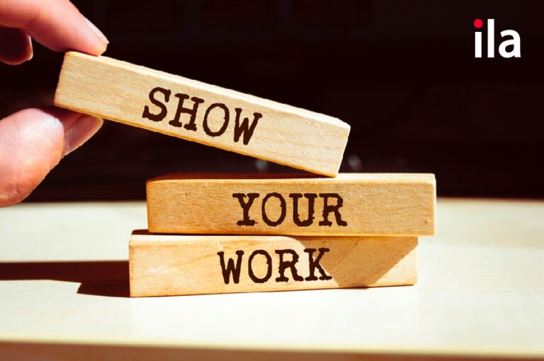 Quá khứ của show: Động từ show V2, V3 cùng giới từ đi kèm - ILA Vietnam