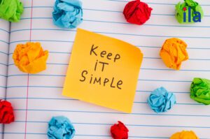 Cấu trúc keep: Keep to v hay v-ing? Keep đi với giới từ gì?