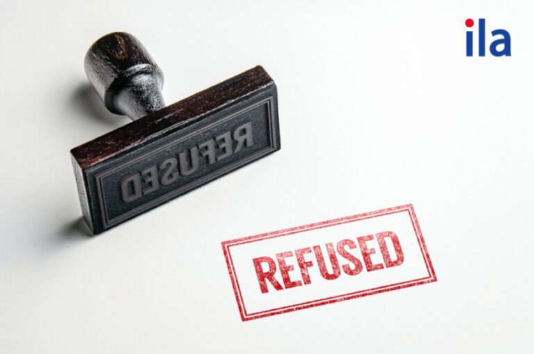Refuse to V hay Ving? Sau refused + gì? Phân biệt refuse và deny