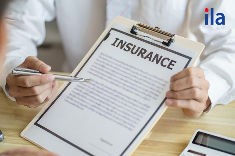 Take out là gì? Take out something hay take something out? - ILA Vietnam